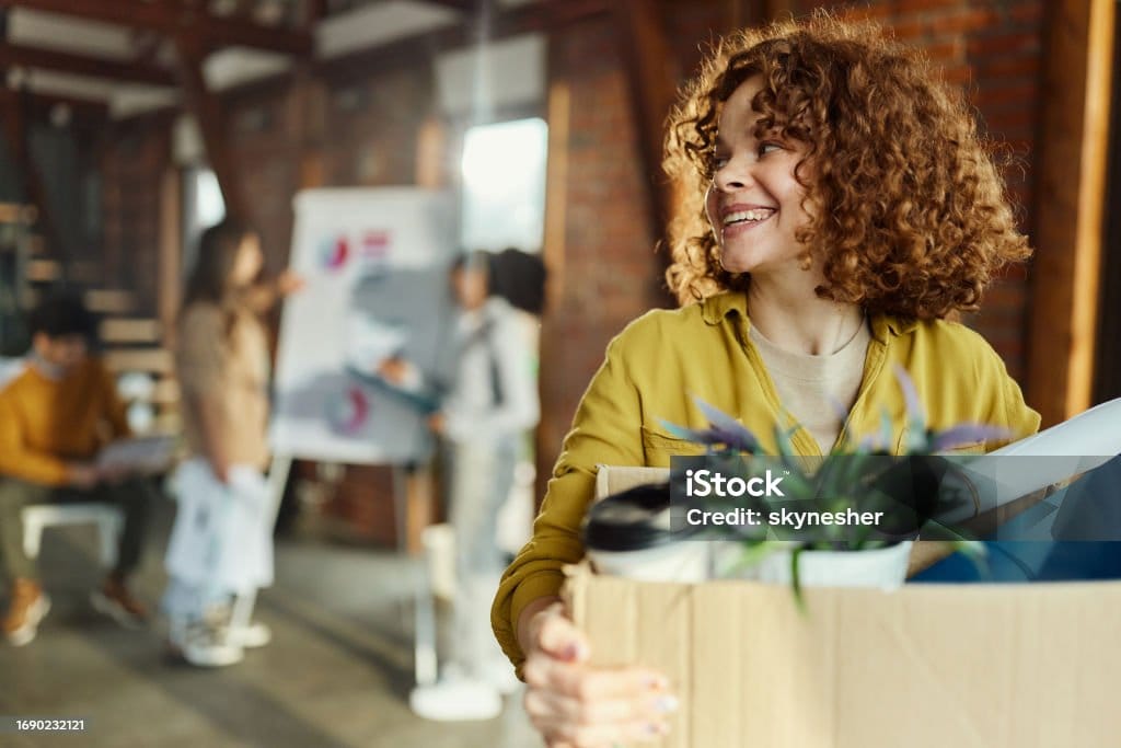 How to Know When It's Time to Resign and How to Leave Well | Savanna HR